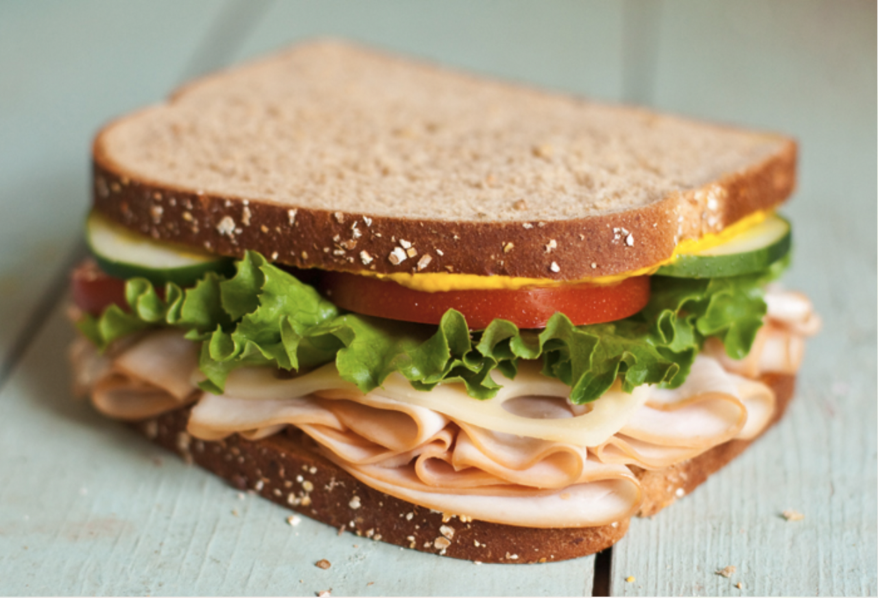 Deliciosos sandwiches caseros - El Latino