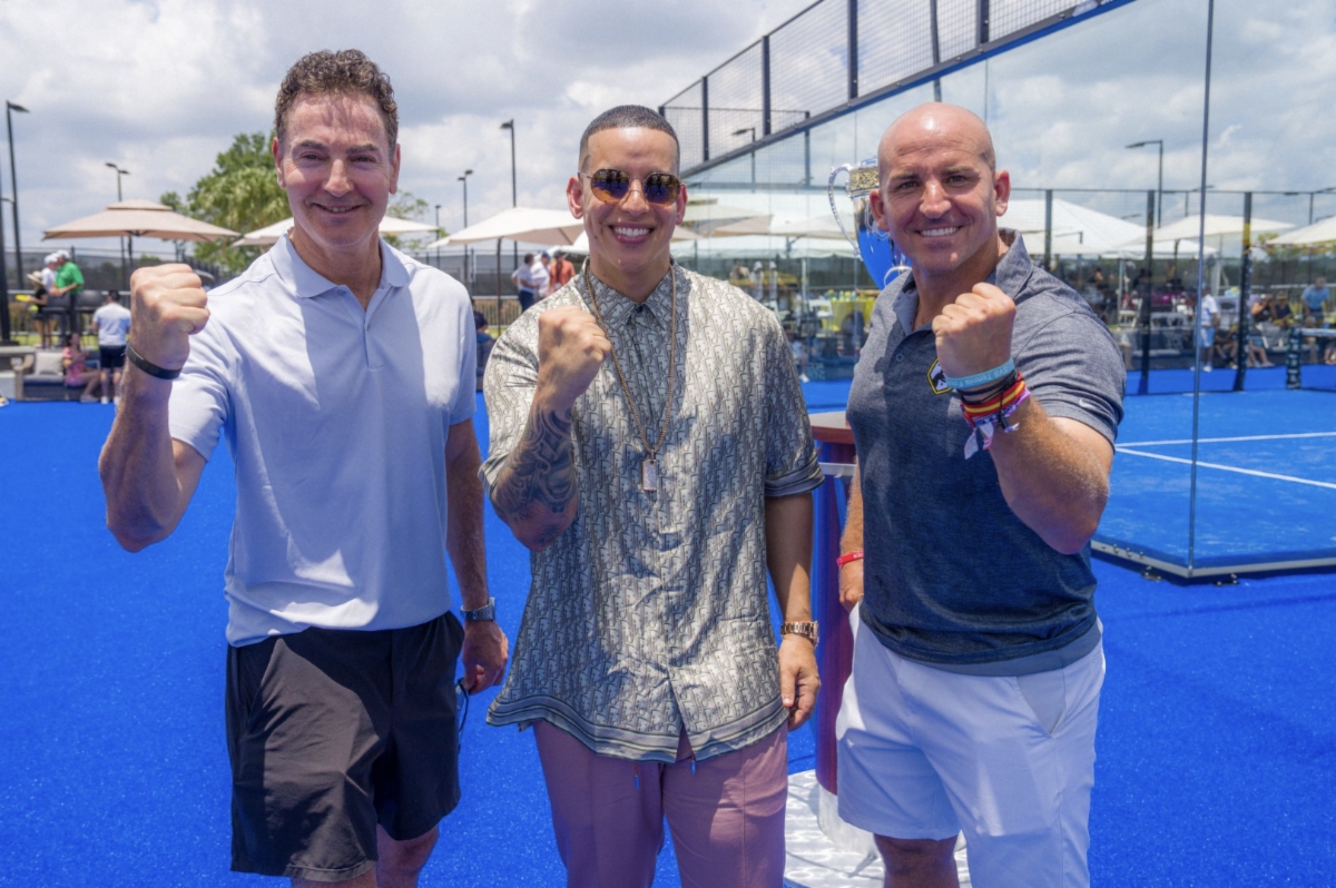 Daddy Yankee bautiza su equipo como "Flowrida Goats" - El Latino