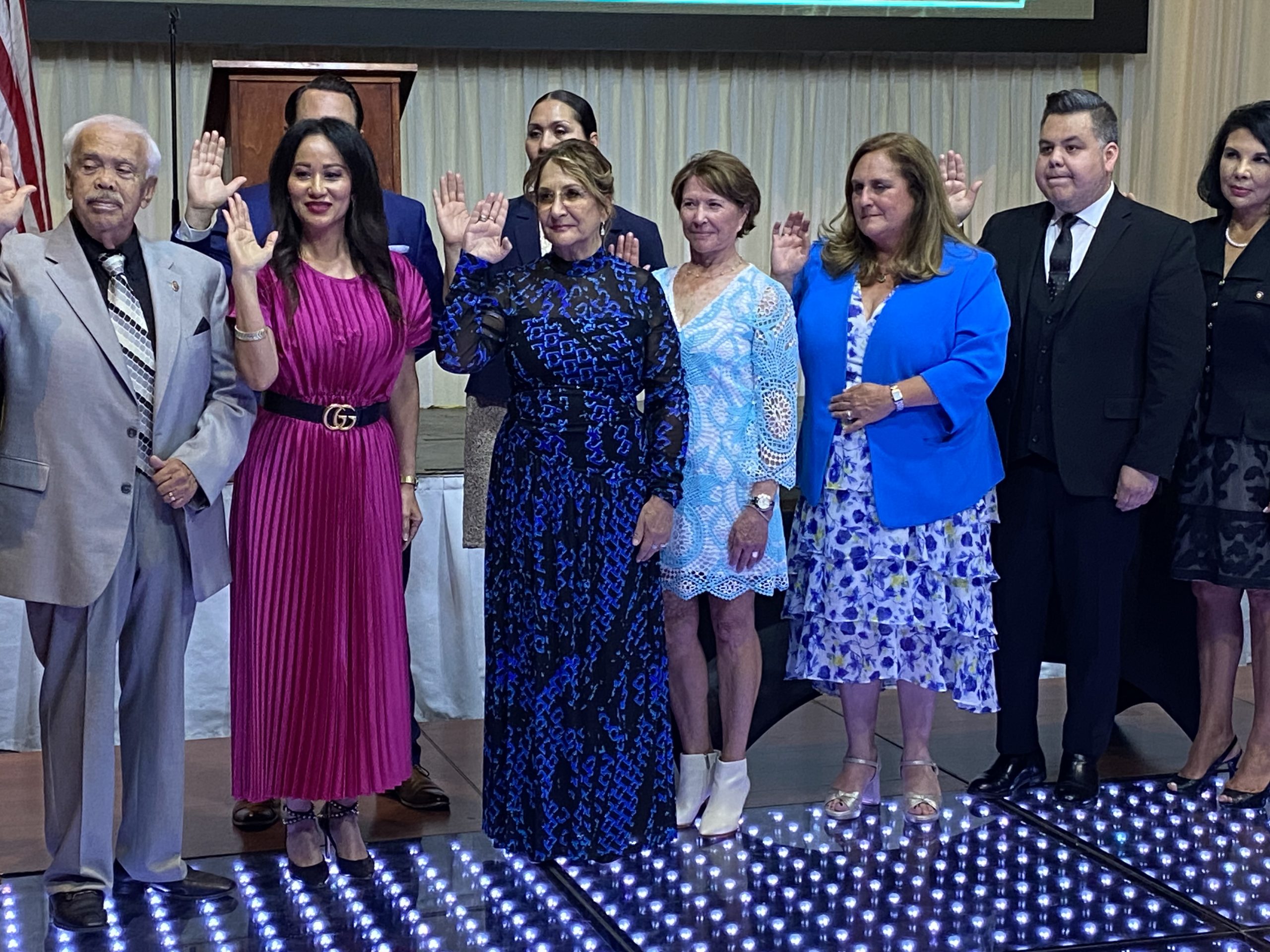 “Continuaremos siendo una voz para nuestra comunidad” - El Latino