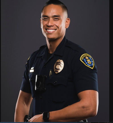 Consternación por la muerte del agente Austin Machitar - El Latino