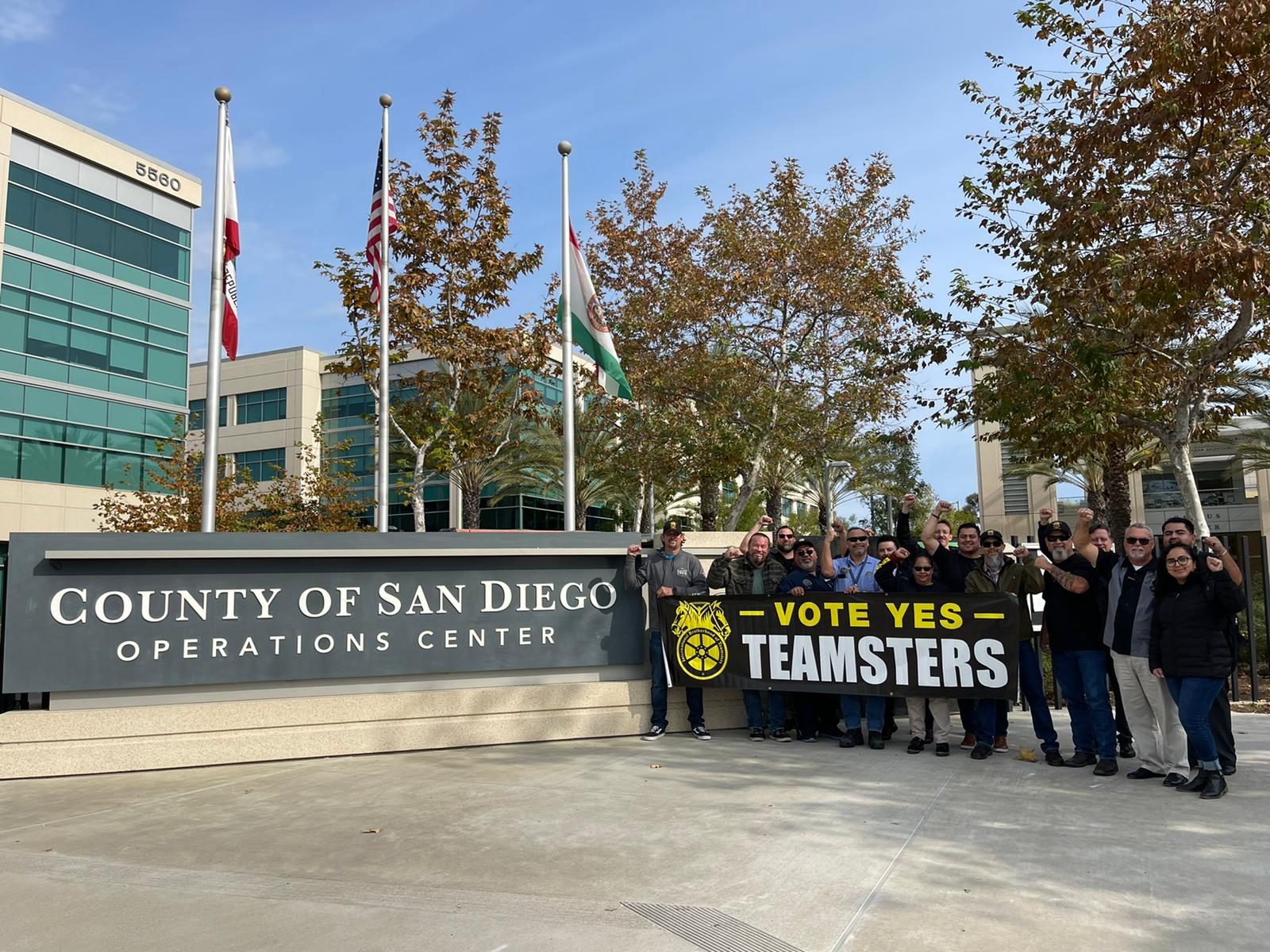 Anuncian fusión Teamsters 911 y 986 - El Latino